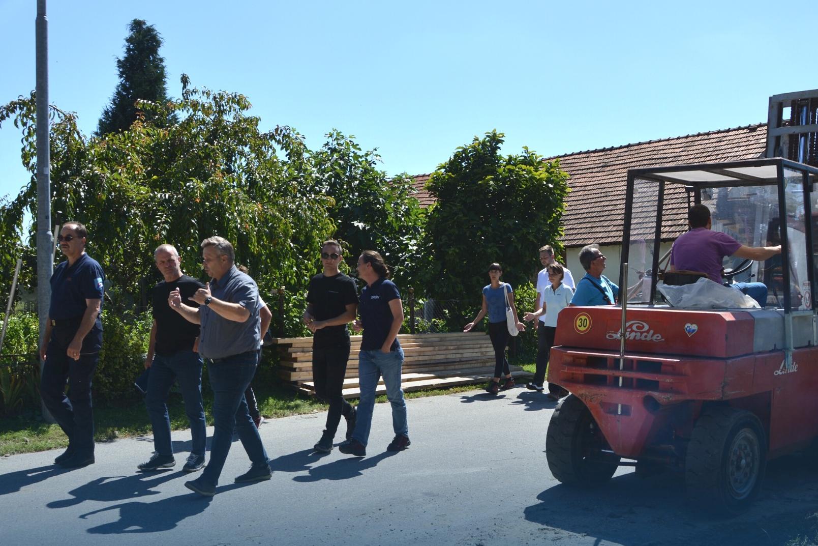 Minister Brežan si je ogledal posledice ujme v Pomurju - Lendavainfo.com