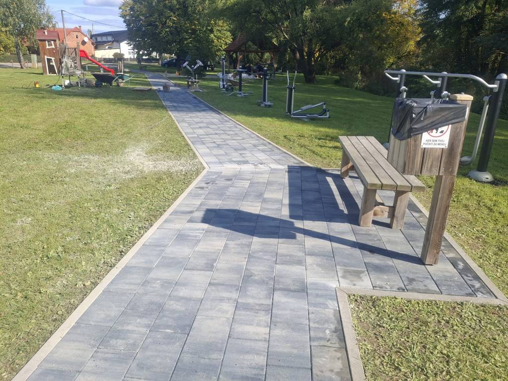 FOTO: Park Kopica v Gaberju dobil tlakovano pot - Lendavainfo.com
